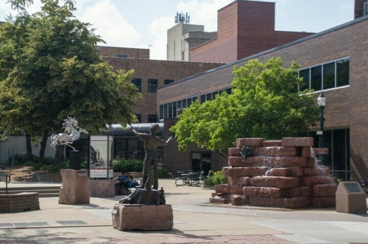 SculptureWalk | Experience Sioux Falls